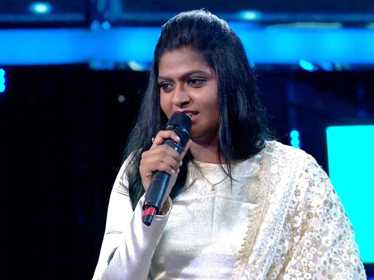 famous gana singer isaivani enter bigg boss 5 tamil