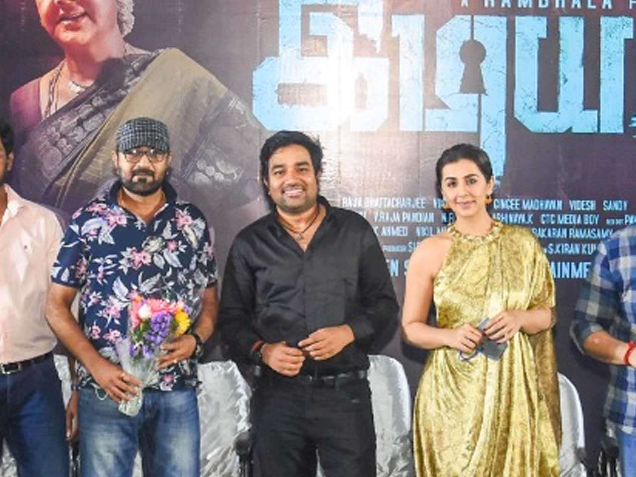 nikki galrani is a very dedicative actress says mirchi siva